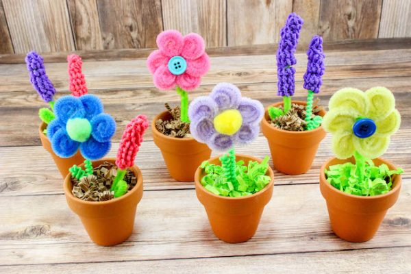 Mother's Day Flower Pot Craft That Mom's Will Love